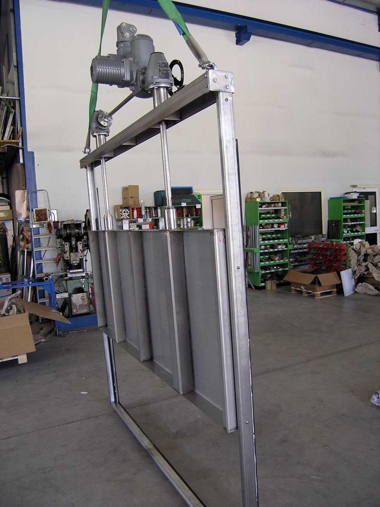 Hinged Overflow Weir Penstock - Ecotech